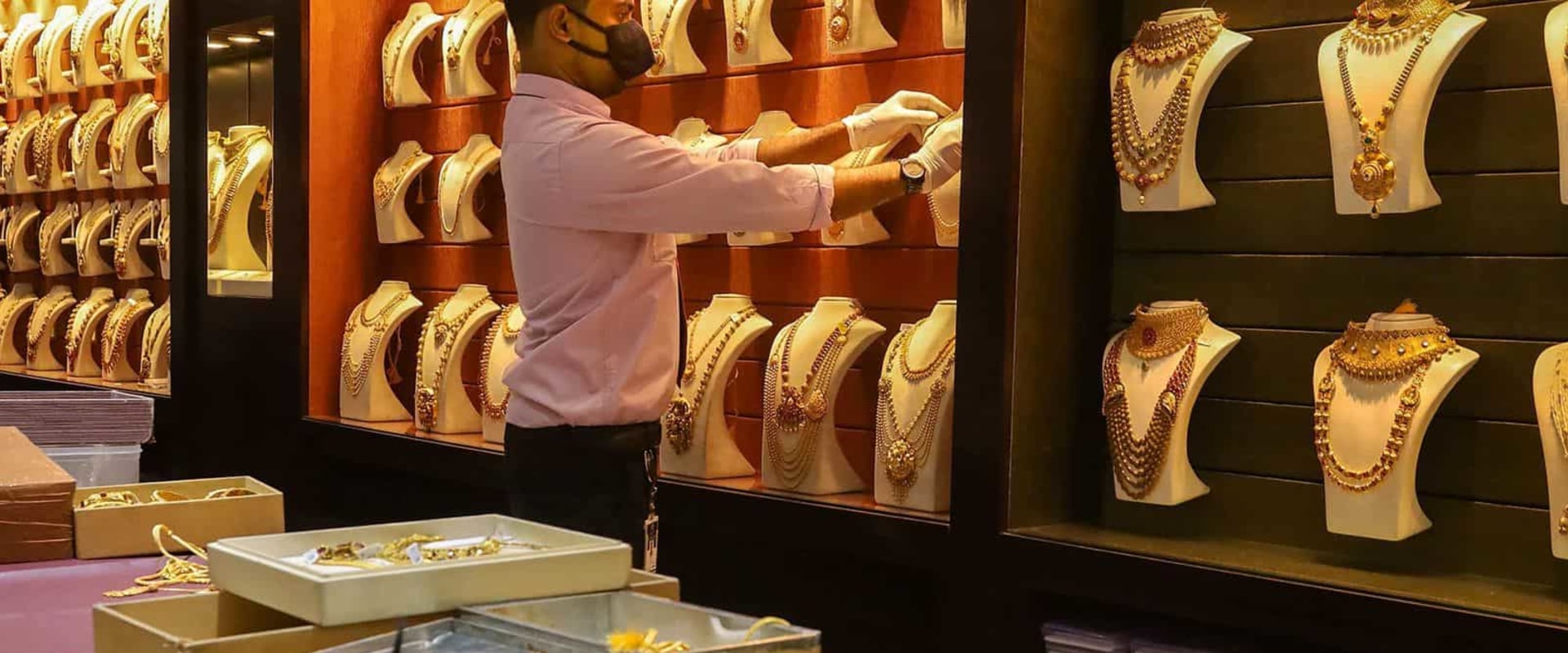 What is the best way to store gold?